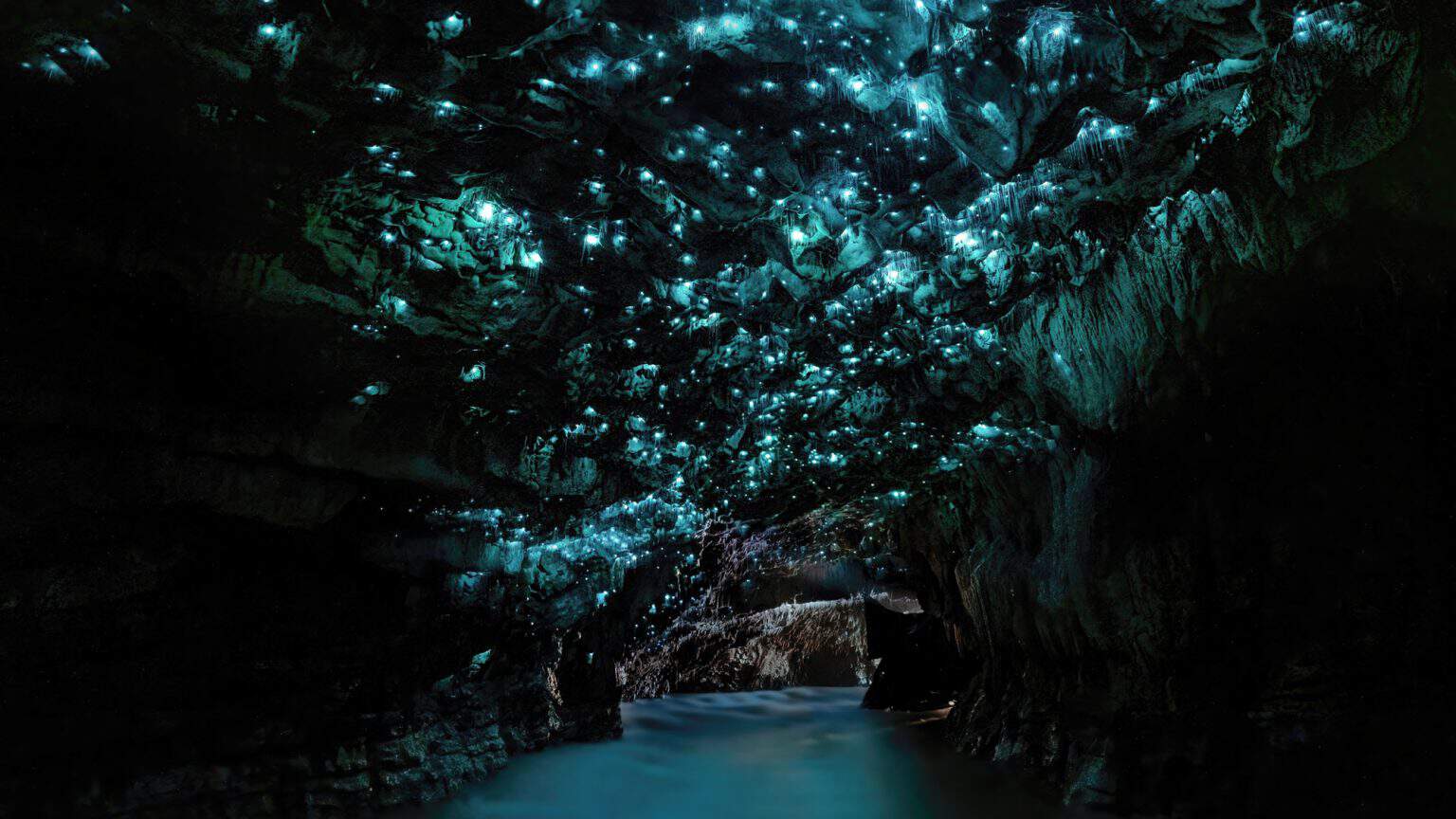 12 Breathtaking Natural Places That Are Almost Too Beautiful To Believe ...
