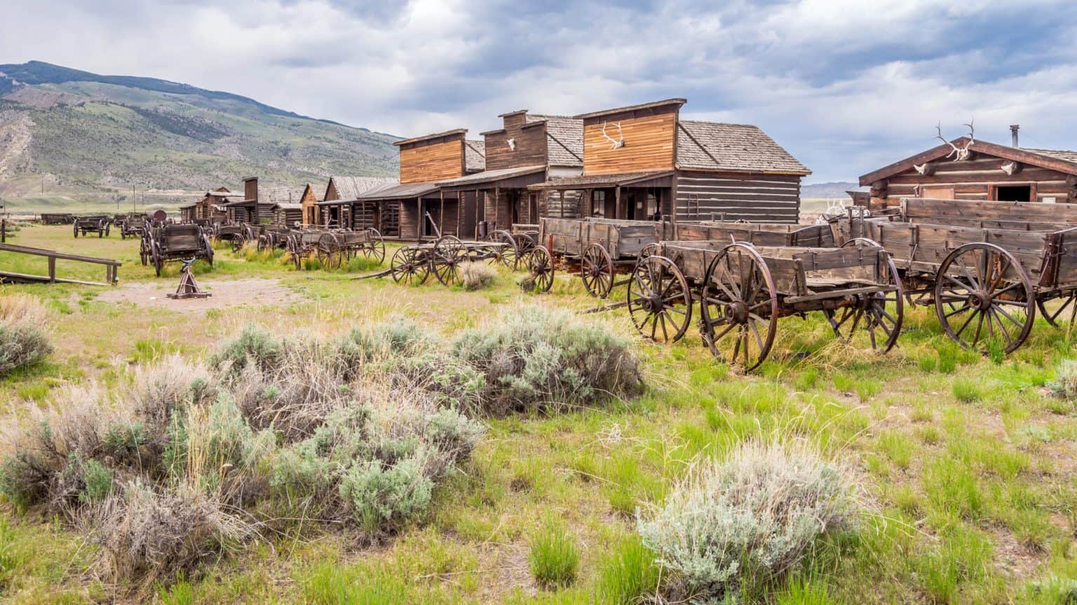 13 Must-See Wyoming Wonders You'll Fall in Love With