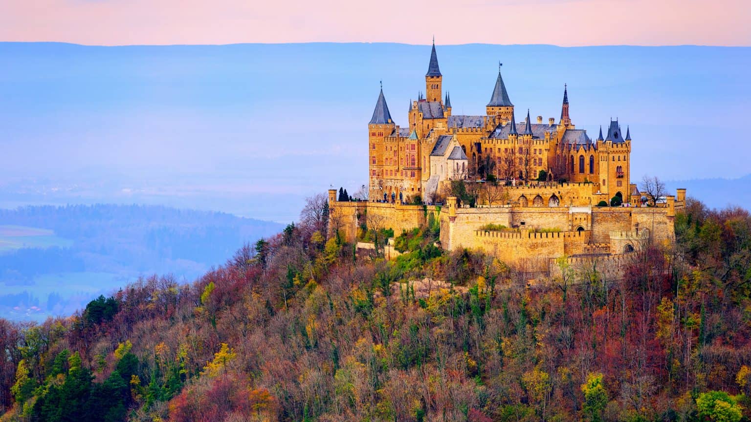 11 Scenic American Drives So Stunning You’ll Forget To Blink