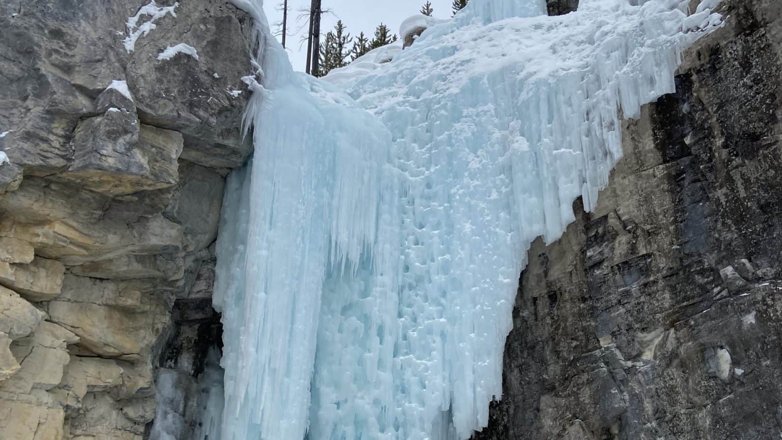 11 National Parks Where Frozen Waterfalls Become Nature’s Cold-Weather ...