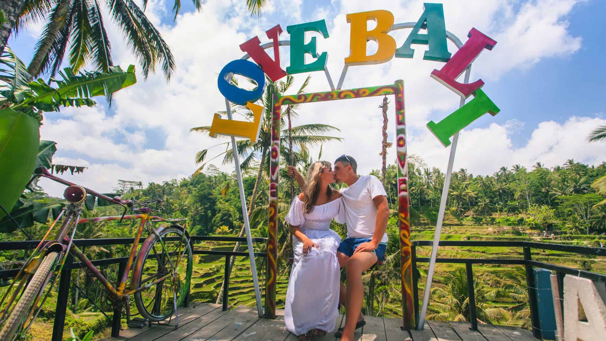 12 Jaw-Dropping Romantic Getaways With Scenery That's Almost Too Good To Be True